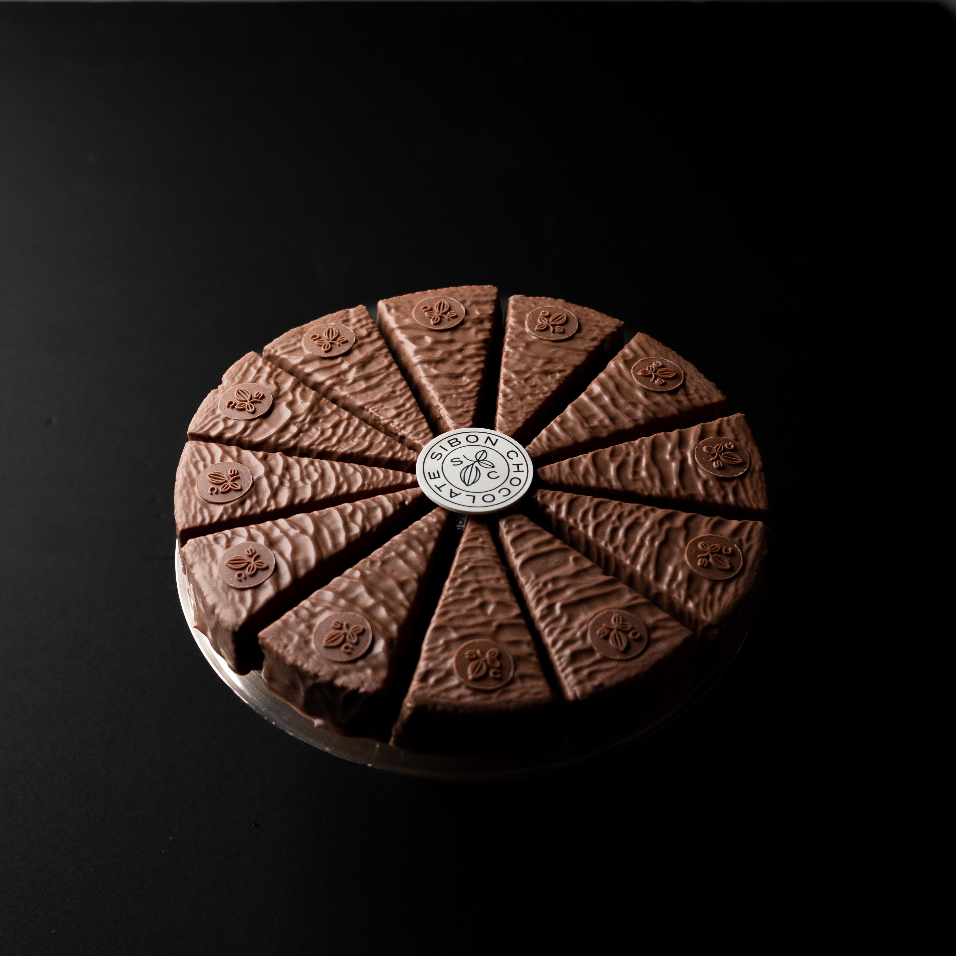 Crunchy Pistachio Cake – Sibon Chocolate - Qatar